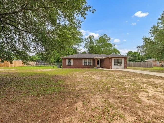 5246 Sewell Rd, Milton, FL 32570