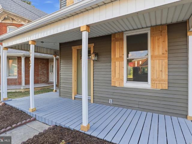 5247 Lincoln Highway W