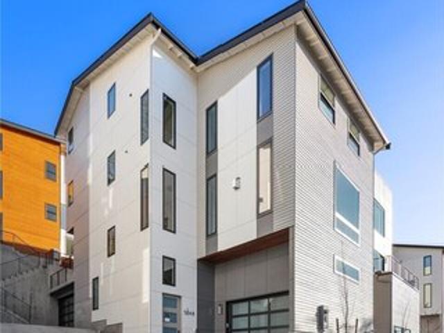 5248 23rd Ave SW, Seattle, WA 98106