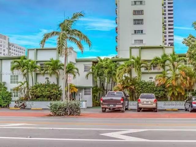 52403791 1346 Alton Rd #B5