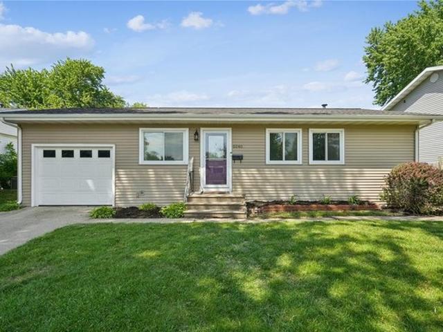 5240 Harbet Ave NW, Cedar Rapids, IA 52405