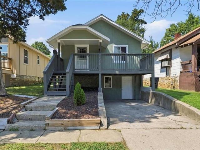 5240 S Benton Ave, Kansas City, MO 64130