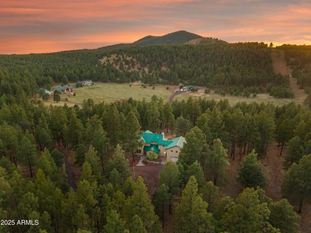 5240 Sierra Vista