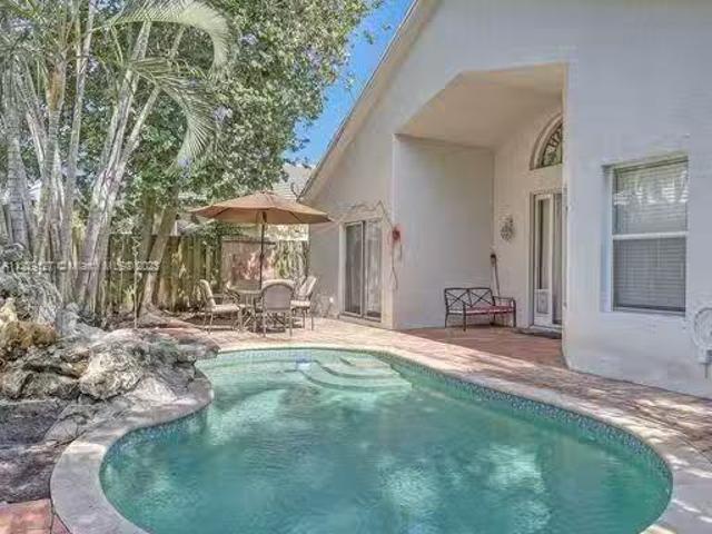 52420729 2006 Normandy Cir #0