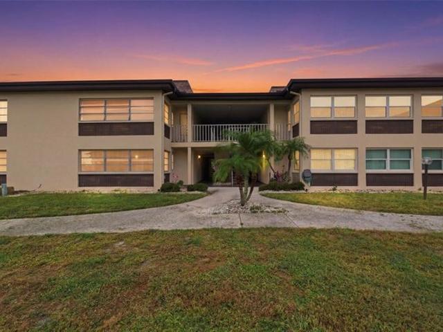 5242 Opal Ln Unit 104, New Port Richey, FL 34652