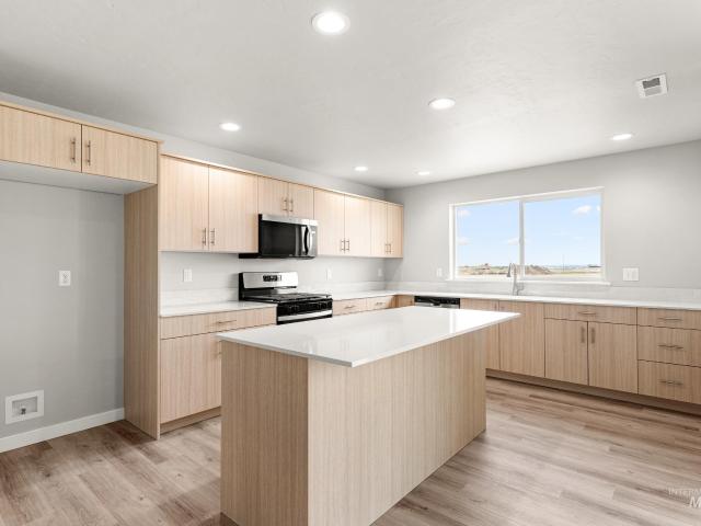 5242 E Phelps Lk Dr, Nampa, ID 83687 | MLS #98979