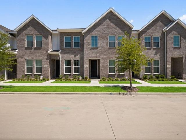 5243 Legacy St, Haltom City, TX 76117