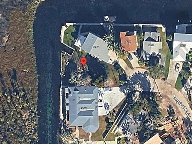 5243 Tropical Pt, Weeki Wachee, FL 34607