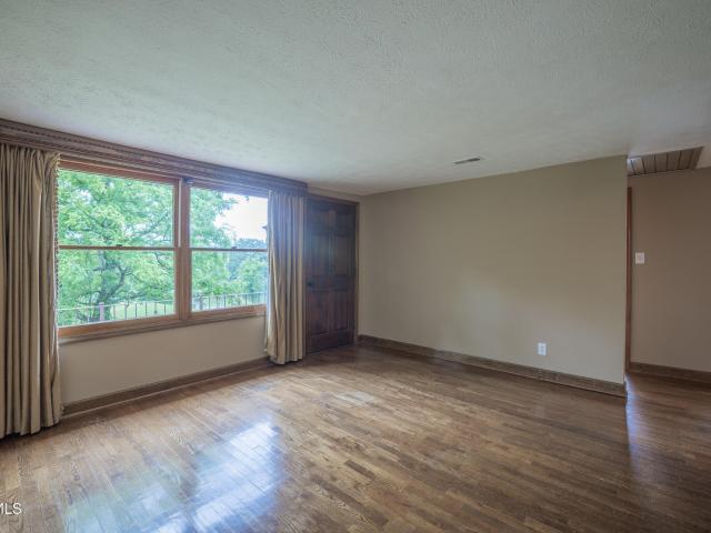 524 Cherokee Drive