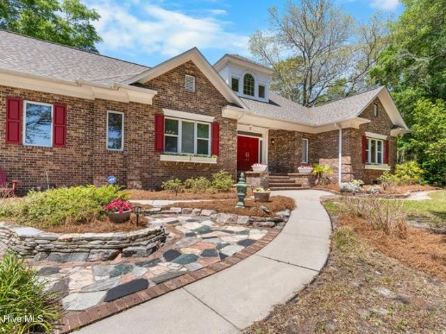 524 Admirals Ct SE, Bolivia, NC 28422