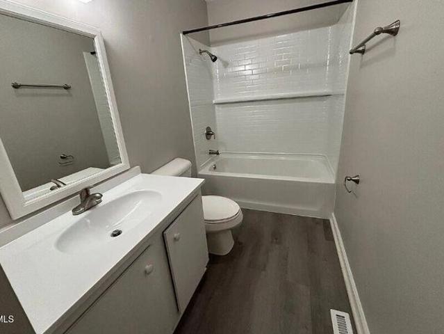 524 Boone Rd, Eden, NC 27288