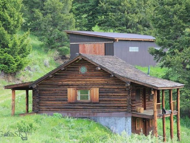 524 Grizzly Meadow Rd, Emigrant, MT 59027