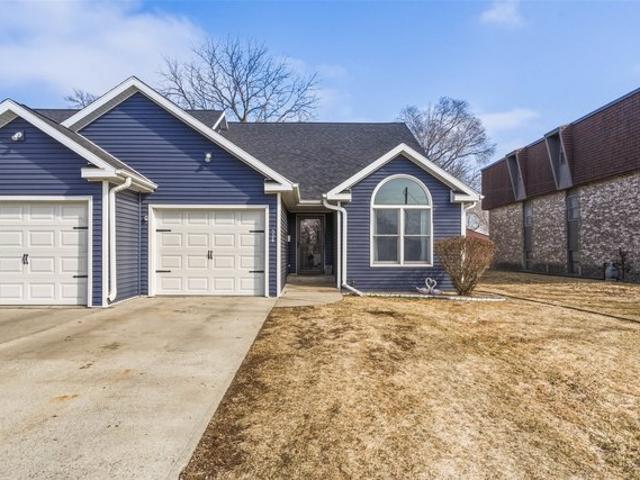 524 E 3rd St S, Newton, IA 50208