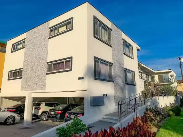 524 E Palm Ave #4, Burbank, CA 91501