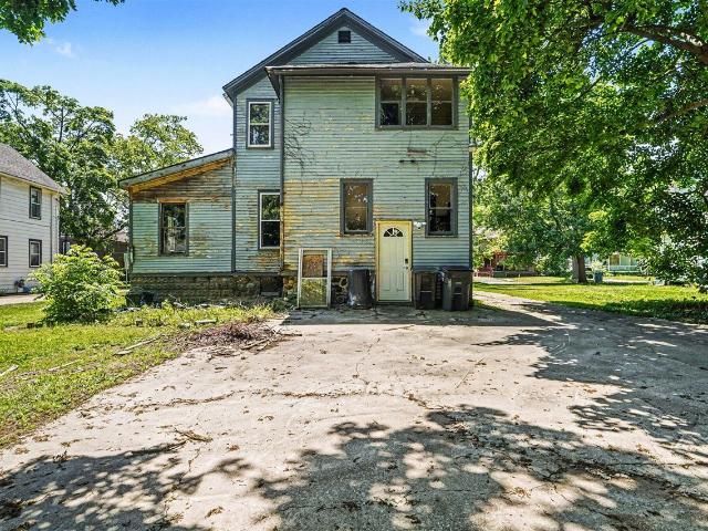 524 Forest Street