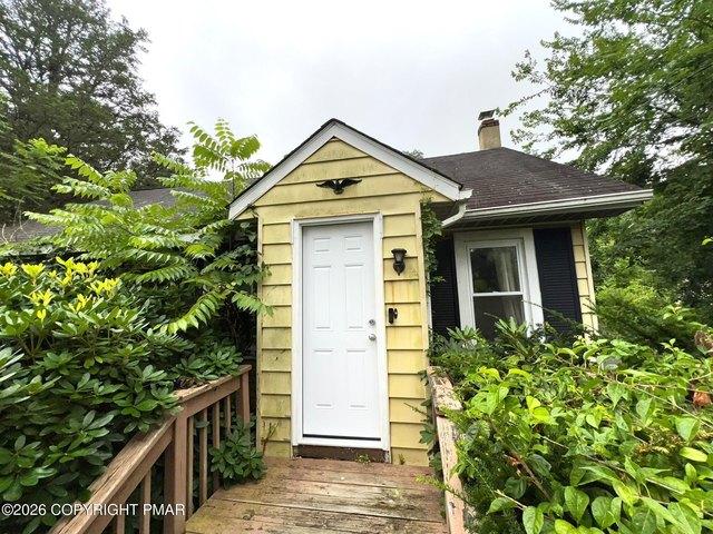 524 Independence Rd, East Stroudsburg, PA 18301
