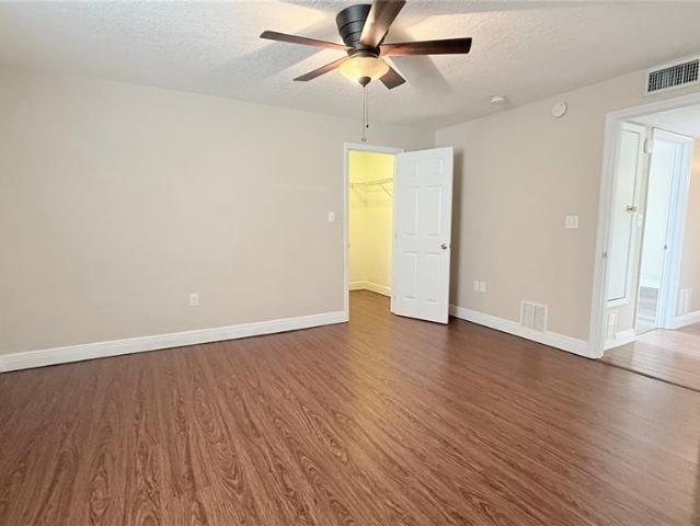 524 Orange Dr, Unit 11, Altamonte Springs, FL 32701 | MLS #S5148