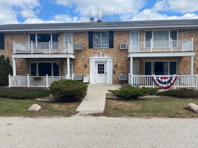524 Laurel Lake Rd Unit 8, Thiensville, WI 53092