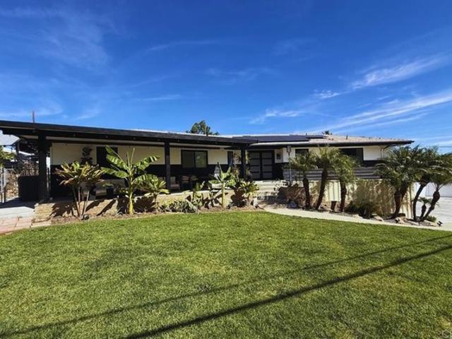 524 Morningside Dr, Vista, CA 92084