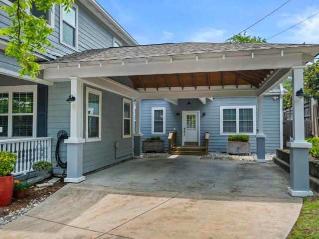 524 Midland Street