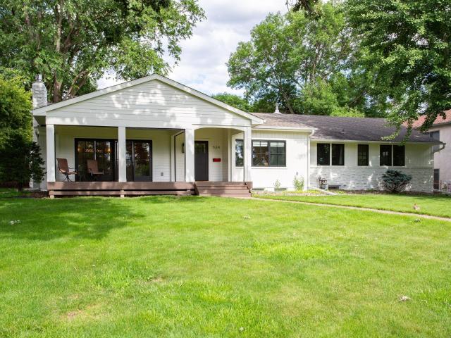 524 Mississippi River Boulevard S