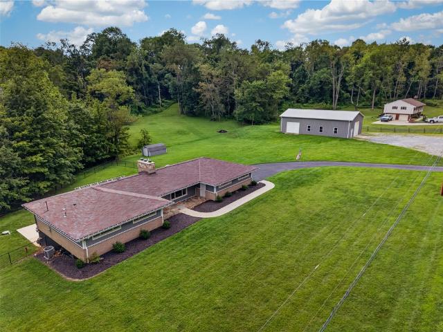 524 Munntown Rd