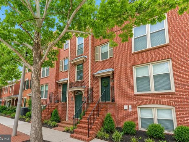 524 N West St Unit 202, Alexandria, VA 22314