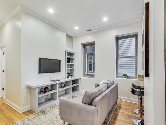 524 N Armour Street # 1W