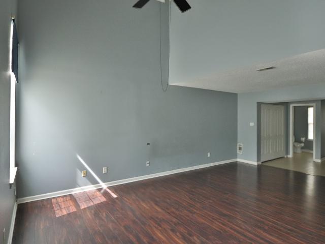 524 New Moon Street