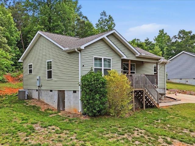 524 Secona Road
