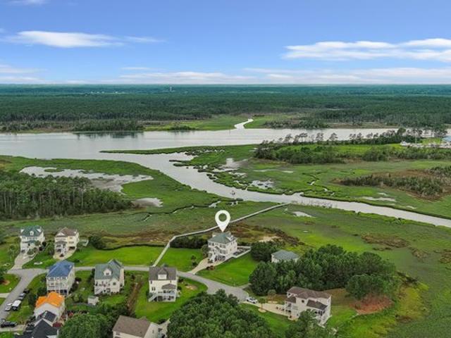 524 Shipmast Ct Slip 4, Beaufort, NC 28516