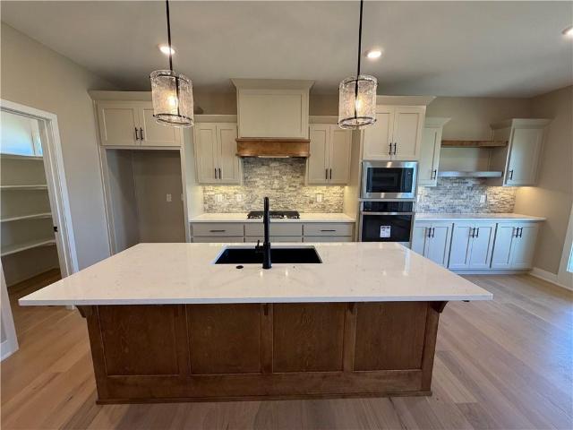 524 Skyview Lane