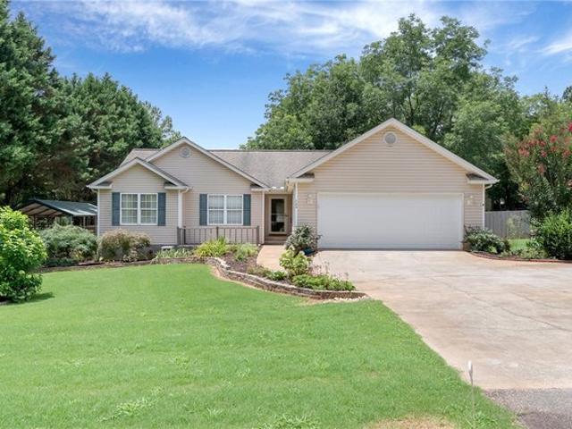 524 Pecan Grove Rd, Seneca, SC 29672