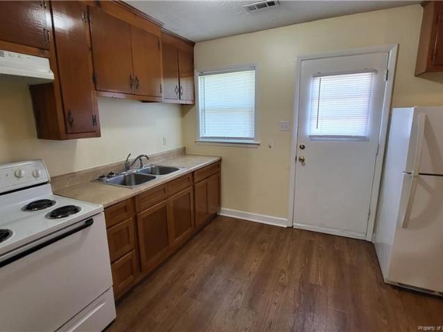 524 W 17th Street