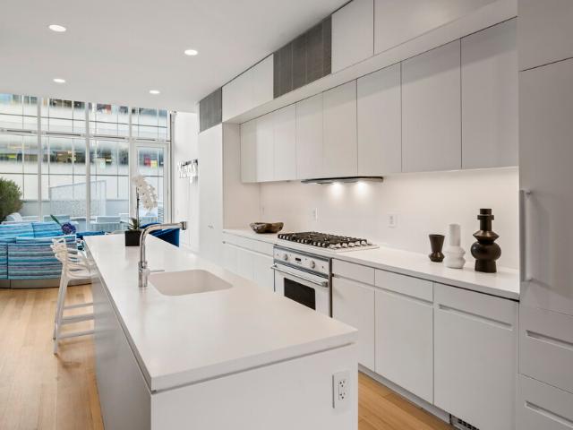 524 W 19TH Street 1A