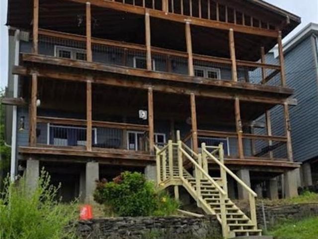 524 W Jefferson St, Pittsburgh, PA 15212