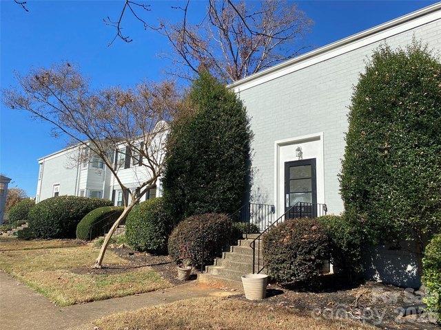 524 Wakefield Dr Apt A, Charlotte, NC 28209
