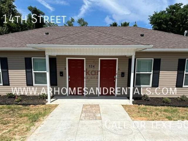 524A West 14th Street | 2 Bedrooms | 1 Bathroom * 1/2 Off First Month's Rent!