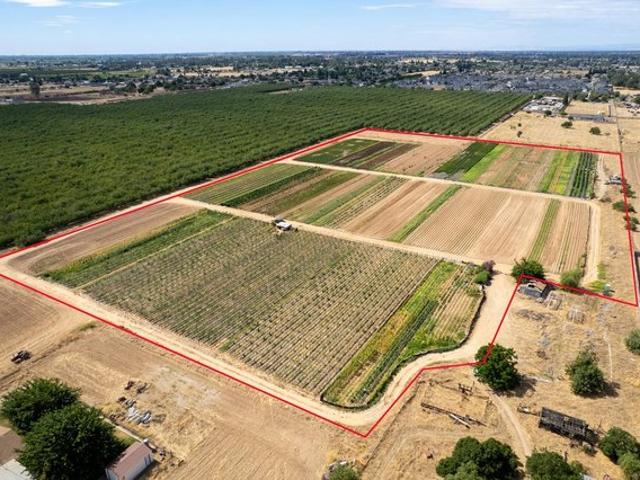 5254 W Belmont Ave, Fresno, CA 93723