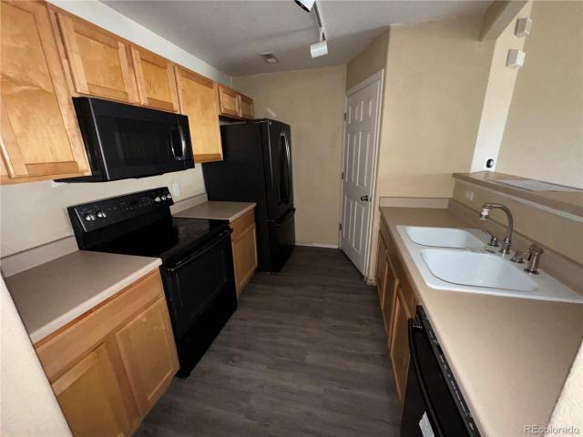 5255 Memphis St, Unit 121, Denver, CO 80239 | MLS #7815 | Compass