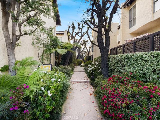 5255 Coldwater Canyon E