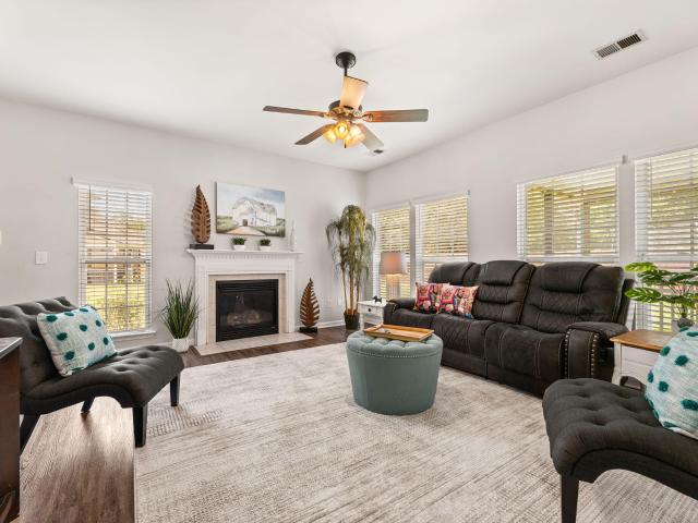5255 Lenora Drive
