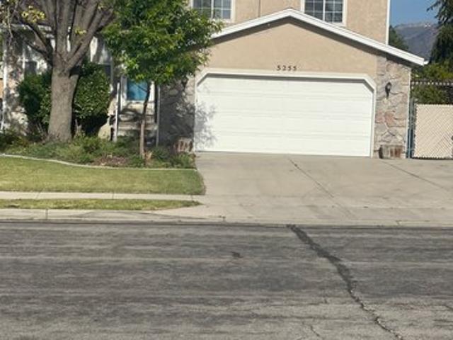 5255 S Level Dr W, Taylorsville, UT 84129