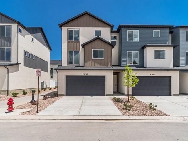 5256 N Greenfield Way Unit 330, Eagle Mountain, UT 84005