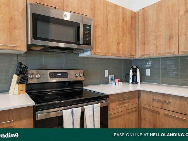 5256 International Dr. 2 Bedroom Apartment for Rent at 5256 International Dr, Orlando, FL 32819 Florida Center