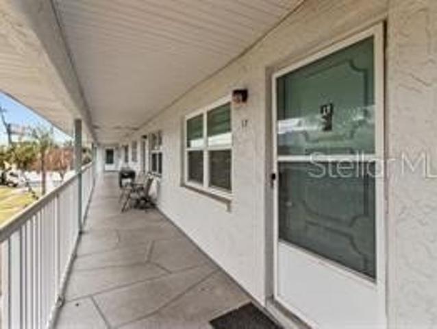 5257 81st Ln N Apt 17, Saint Petersburg, FL 33709