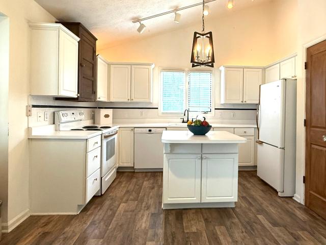 5258 Ashbrook Drive