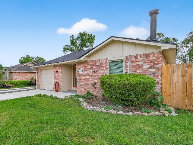 5258 Castlecreek Lane
