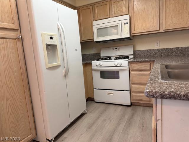 5259 Caspian Springs Drive 103