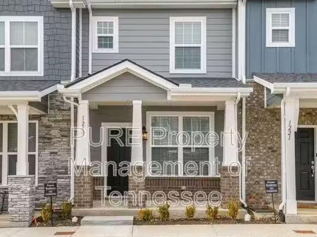 52506304 1219 Hope Village Way